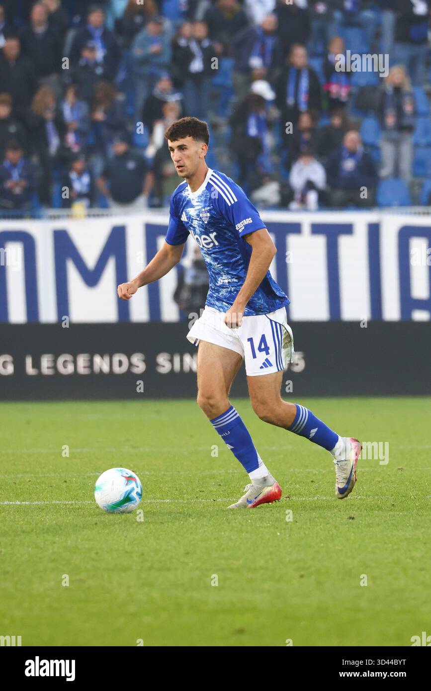 Como, Italy, November 08 2025. Jacobo Ramon in action during Serie A ...