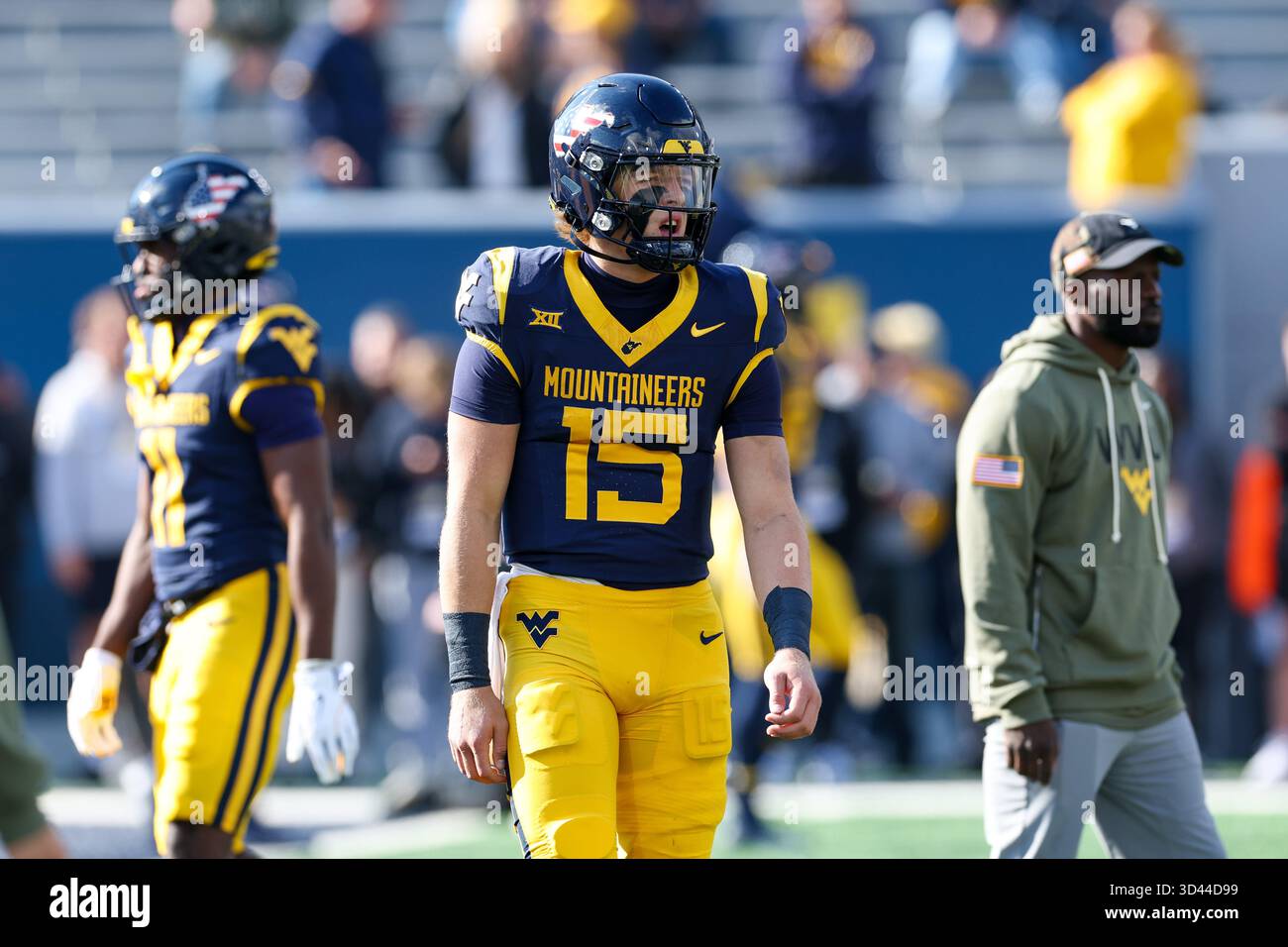 November 8, 2025: West Virginia Mountaineers quarterback Scotty Fox Jr ...
