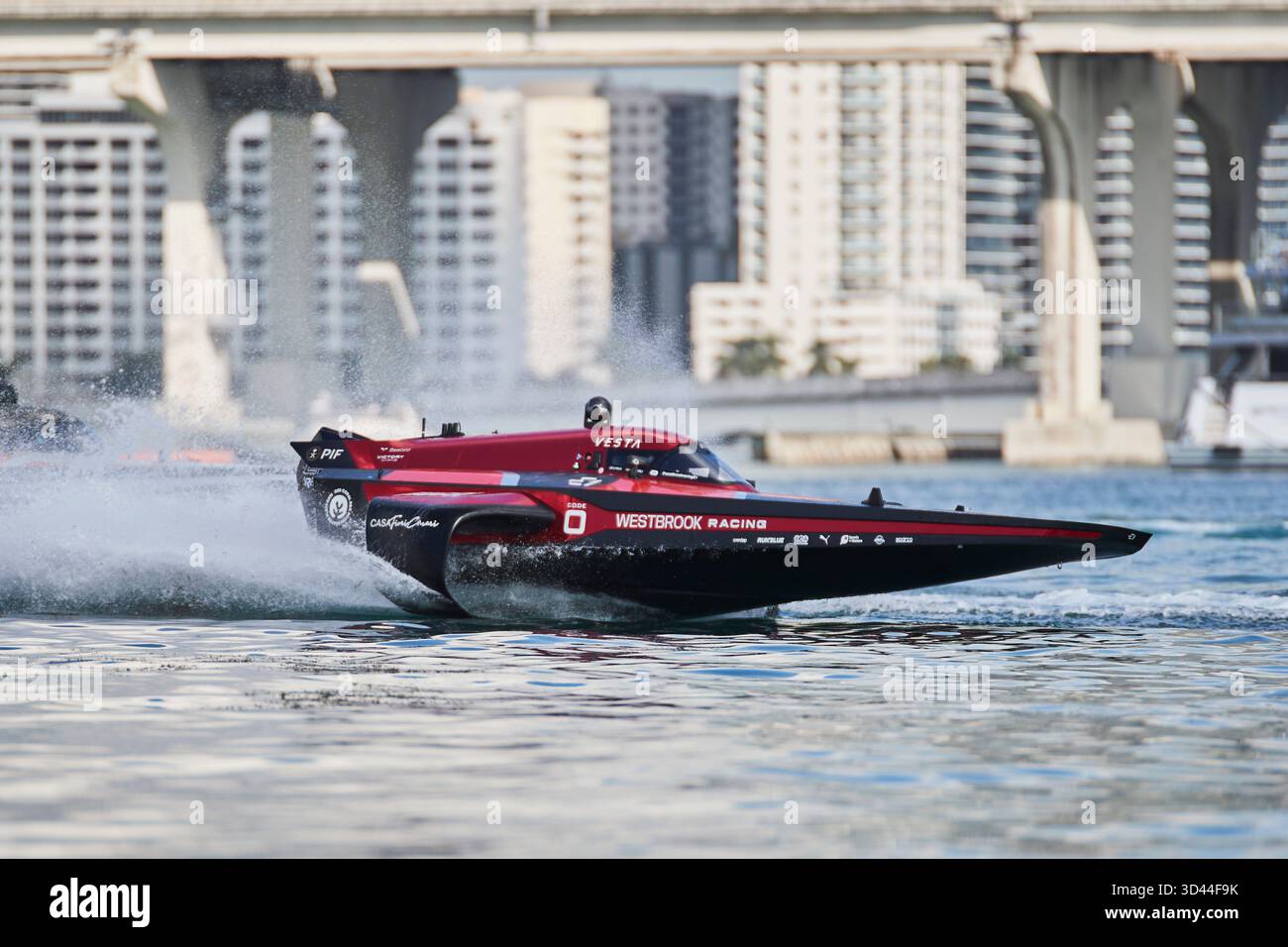 Miami, FL, USA. November 8, 2025. Fans, Boats, Celebrities during E1 ...