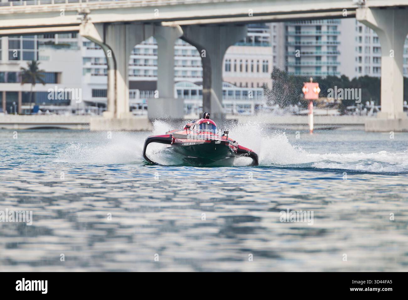 Miami, FL, USA. November 8, 2025. Fans, Boats, Celebrities during E1 ...