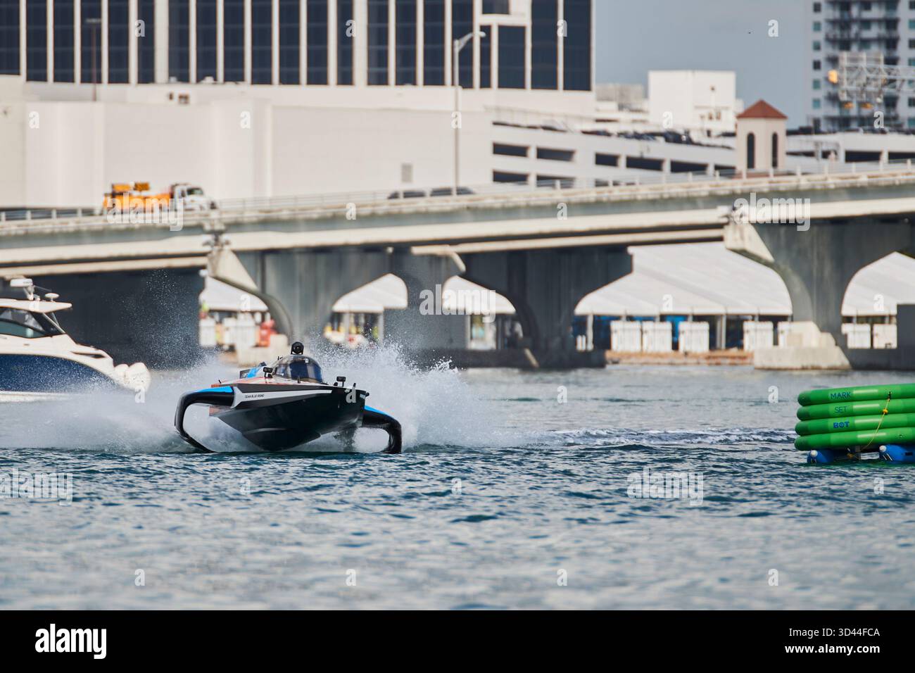 Miami, FL, USA. November 8, 2025. Fans, Boats, Celebrities during E1 ...