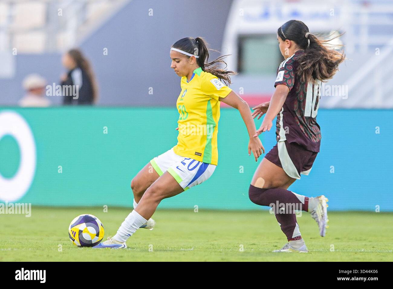 #20 Julia F. (Midfielder) of Brazil U-17 is in action during the FIFA ...