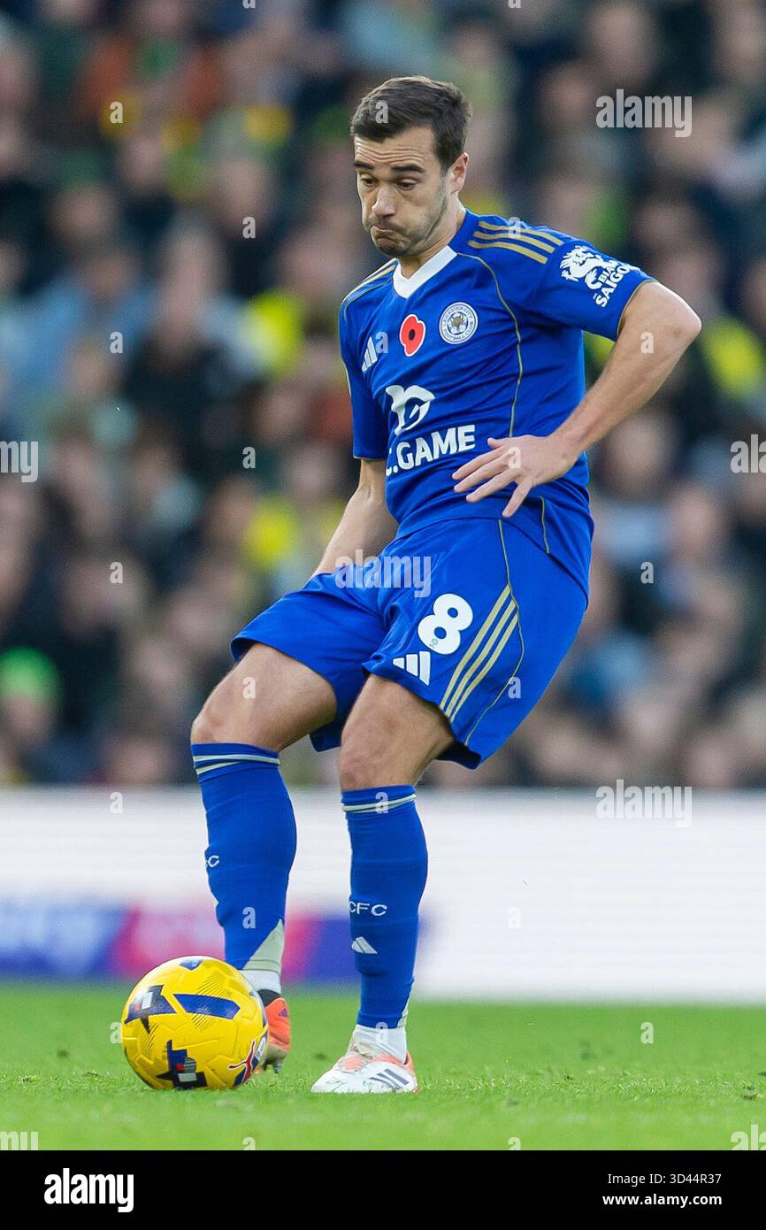 Harry Winks of Leicester City passes the ball during the Sky Bet ...