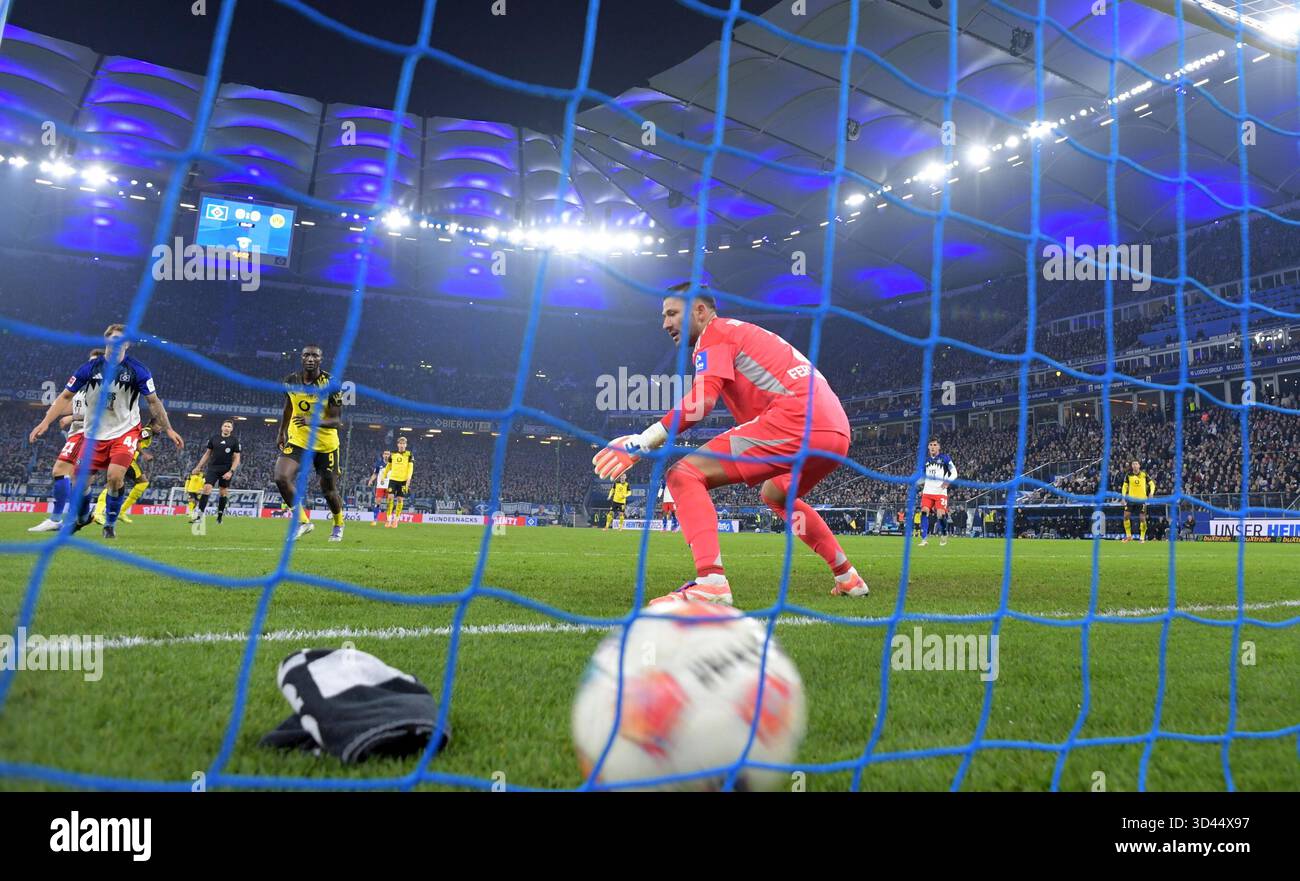 0:1 Goal by scorer Carney Chukwuemeka (Dortmund), goalkeeper Daniel ...