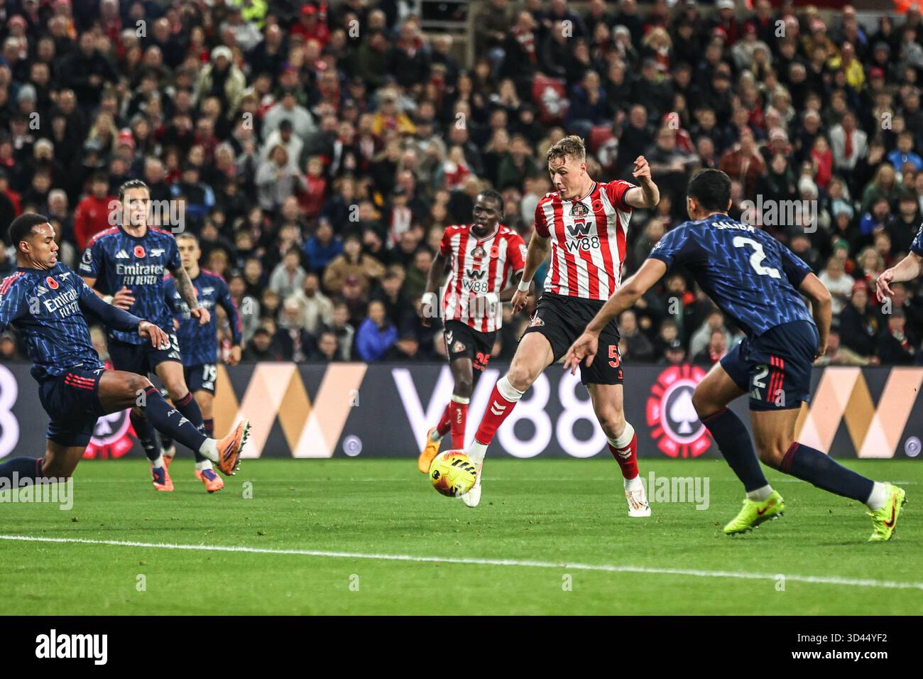 Daniel Ballard of Sunderland scores to make it 1-0 during the Premier ...