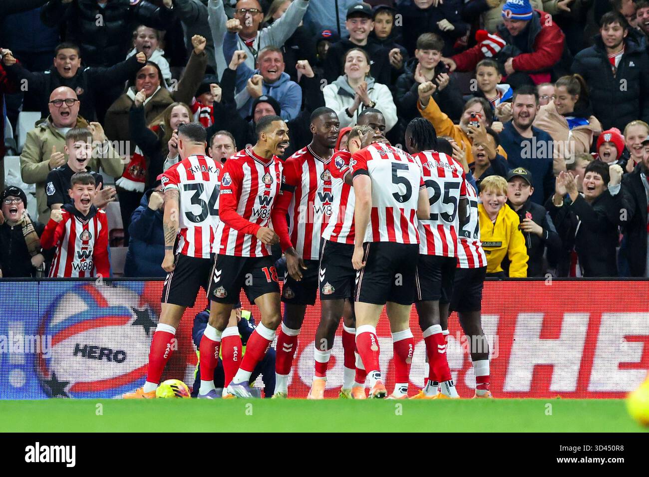 Sunderland defender Daniel Ballard (5) scores a GOAL 1-0 and celebrates ...