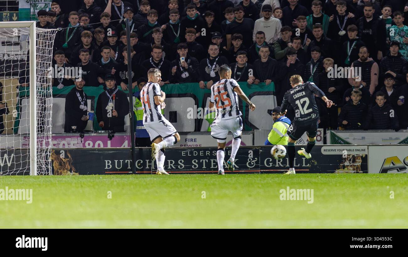 St Mirren Park, Paisley, Scotland, UK. 8th Nov 2025. St Mirren V Hibernian, William Hill ...