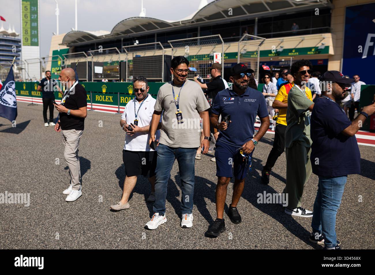 Le Mans Spirit Club guests portrait in the grid during the 8 Hours of ...