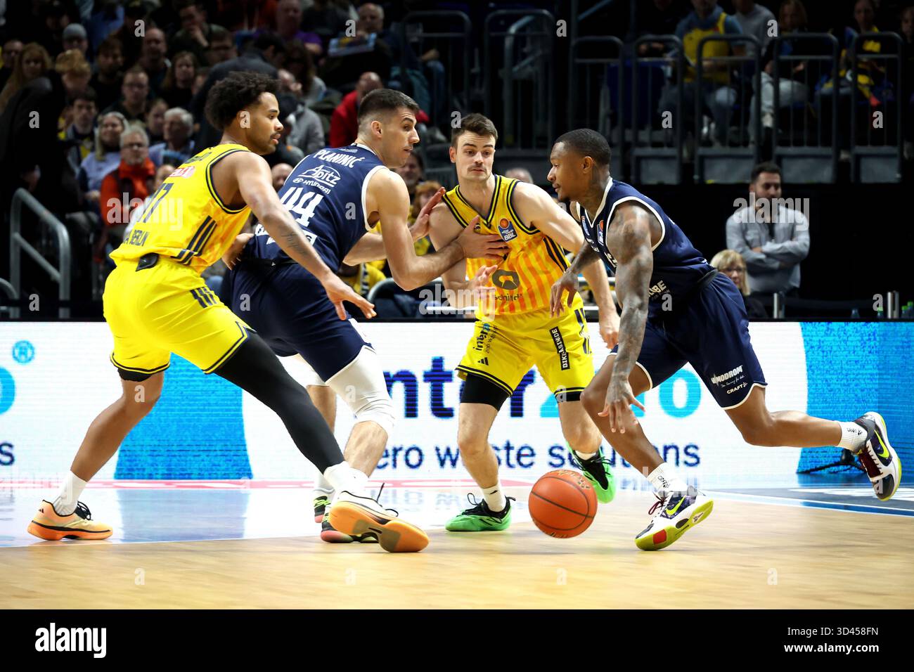 11/08/2025, Uber-Arena, Berlin, DEU, easyCredit BBL, ALBA vs ...