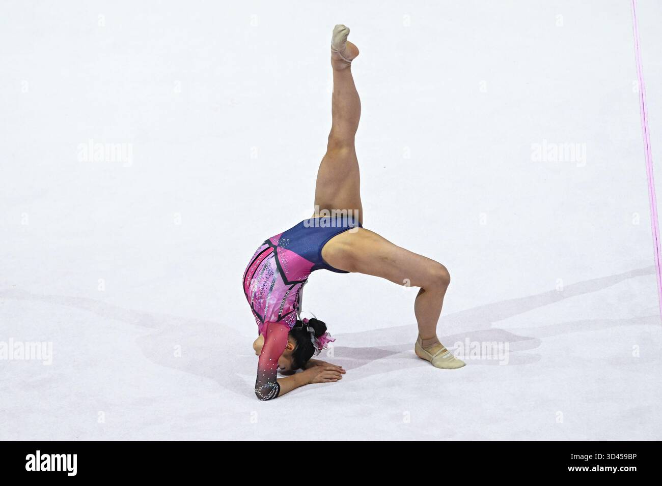 October 25, 2025, Jakarta, Indonesia: RINI KISHI competes on the floor ...