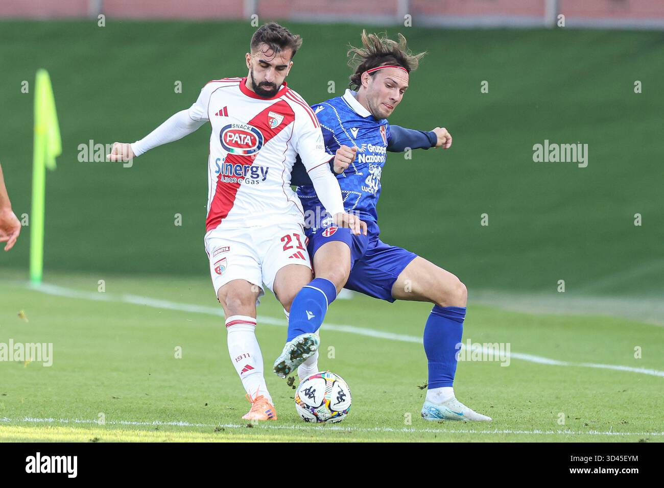 Mantova, Italy. 8th, November 2025. Simone Trimboli (21) of Mantova ...