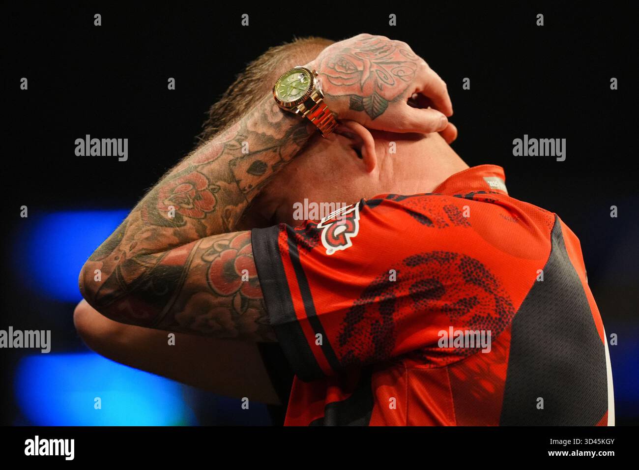 Nathan Aspinall reacts during his match against Michael Smith at the WV ...