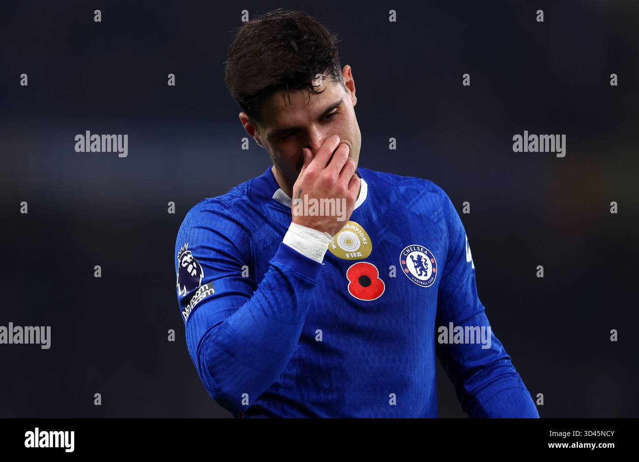 London, England, 8th November 2025. Pedro Neto of Chelsea reacts during ...