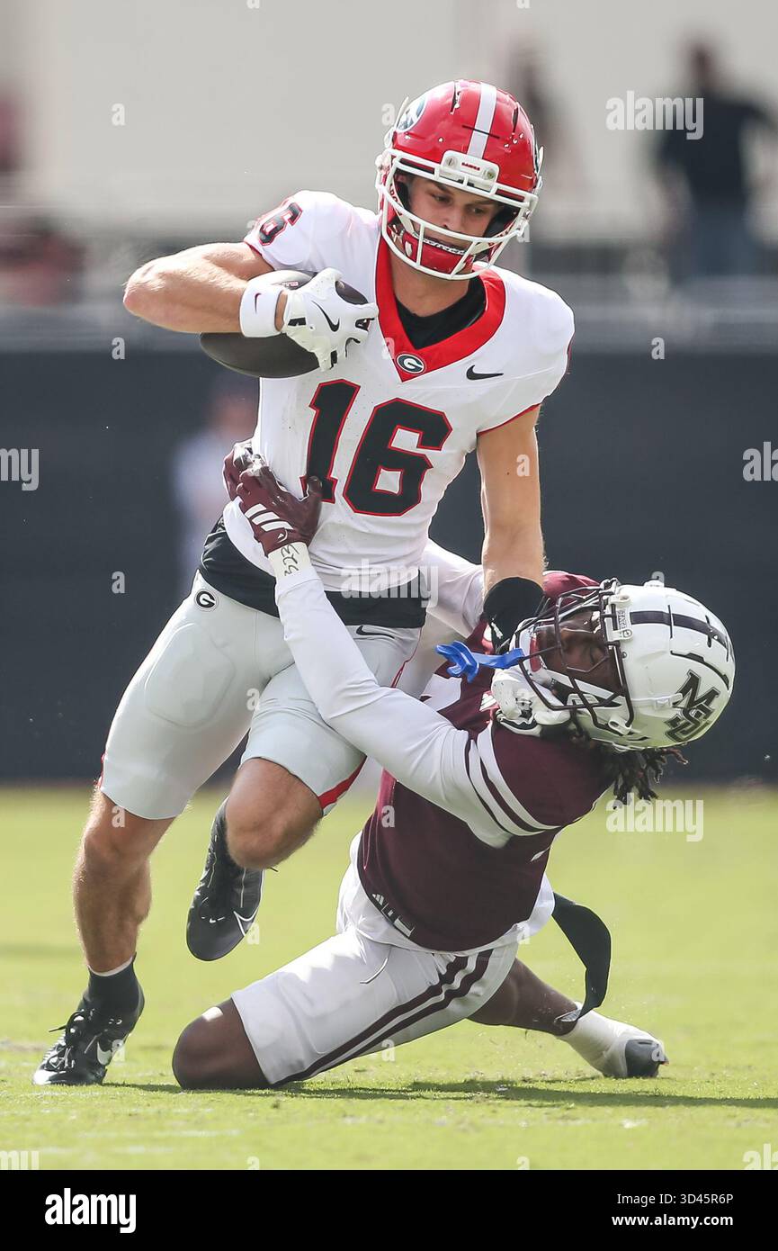 Georgia wide receiver London Humphreys (16) runs after a catch against ...
