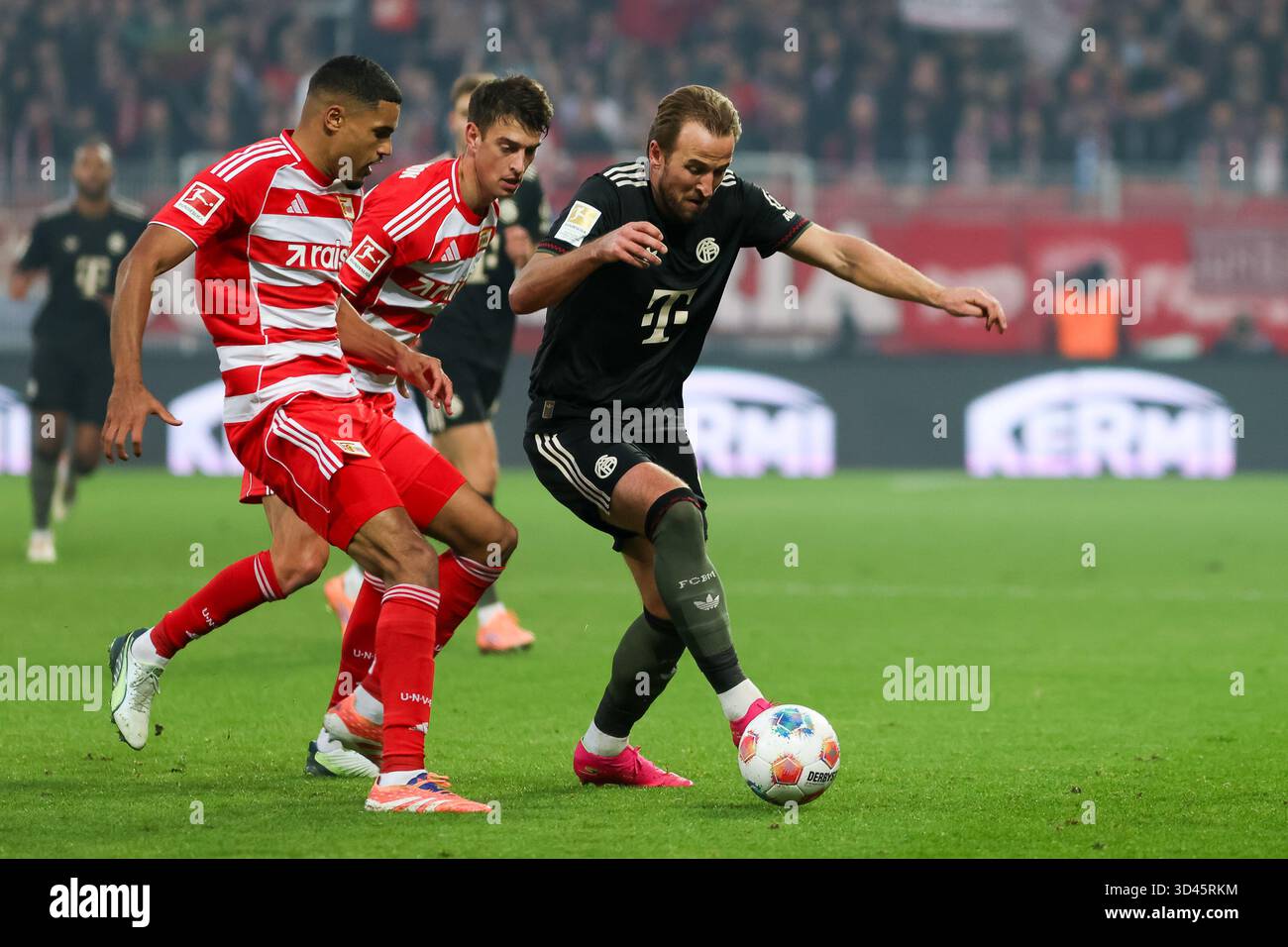 Harry Kane (FC FC Bayern Munich, #09) with Janik Haberer (Union Berlin ...