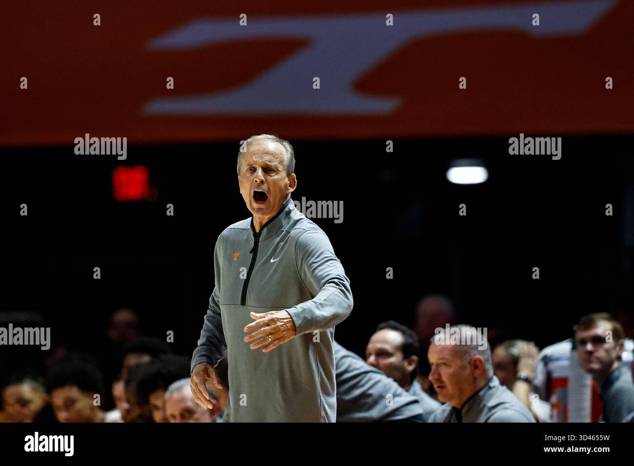 Tennessee head coach Rick Barnes yells to his players during the second ...