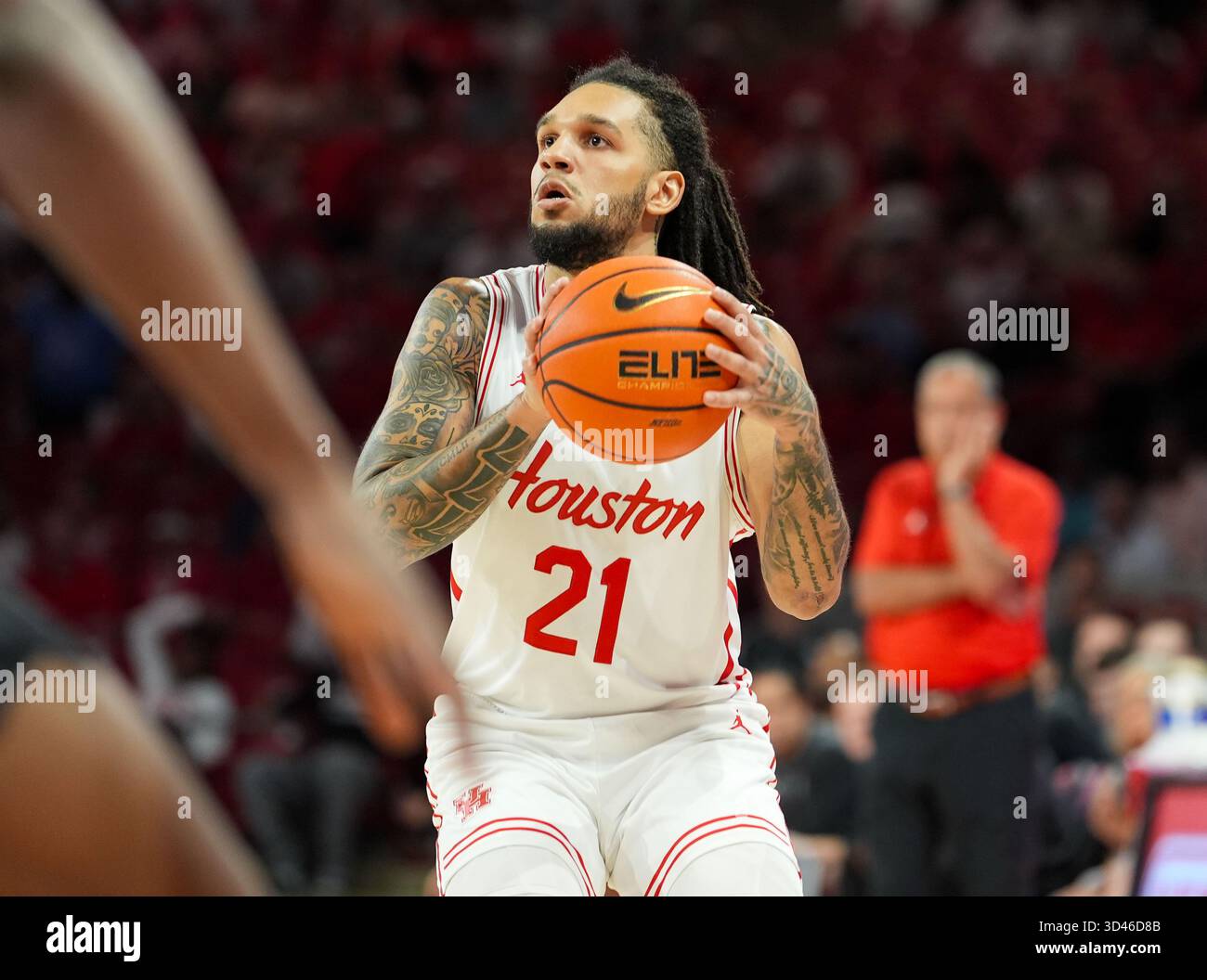 November 8, 2025, Houston, Texas, USA: Houston guard EMANUEL SHARP (21 ...