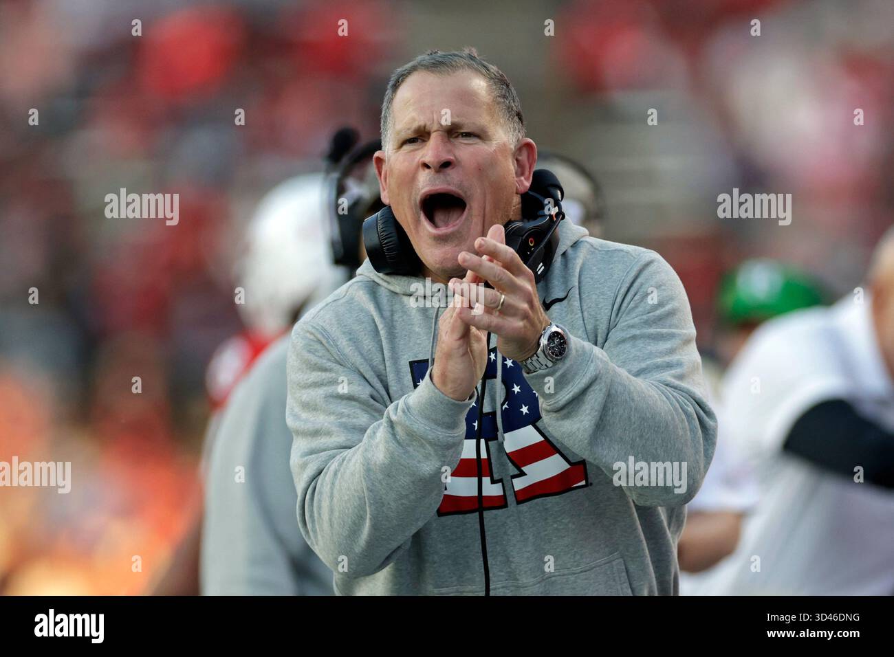 Rutgers head coach Greg Schiano yells during the first half of an NCAA ...
