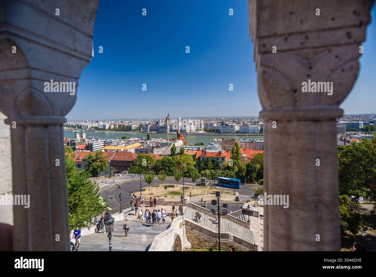 Blick auf die Altstadt und die Donau in Budapest, Ungarn. Blick ...