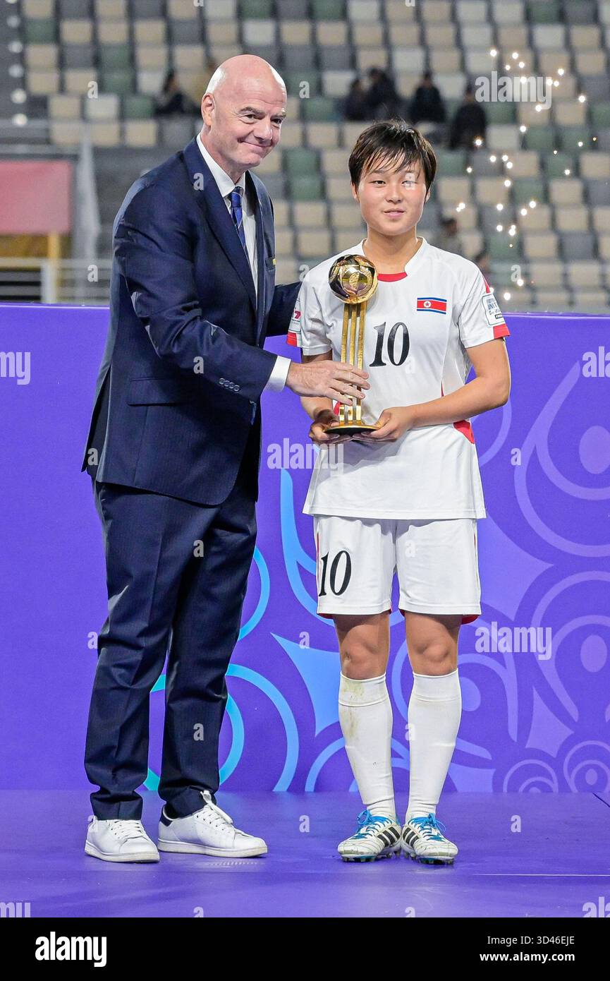 #10 Yu Y. Jong Hyang (Forward) of Korea DPR U-17 receives the Gold Ball ...