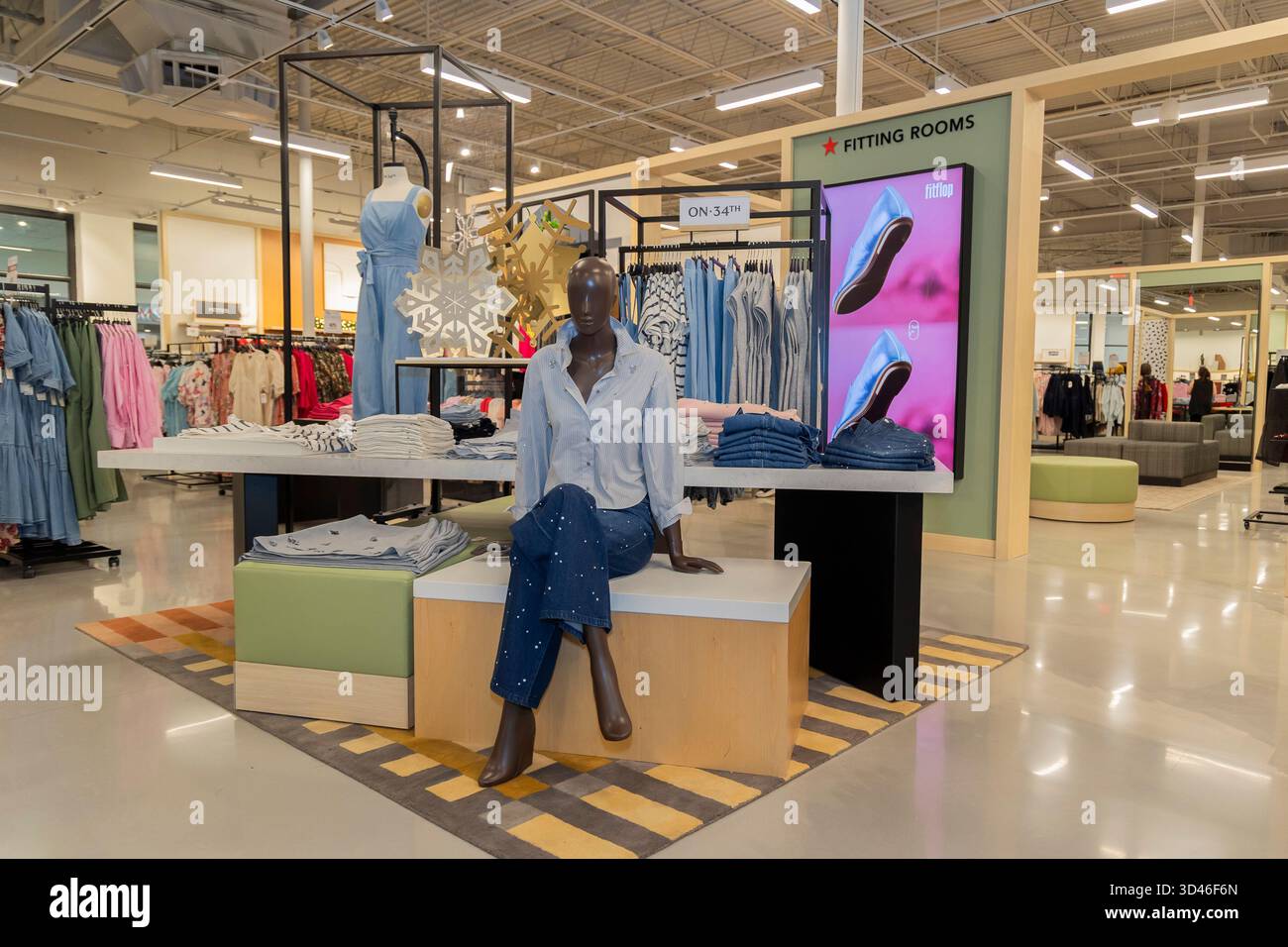 IMAGE DISTRIBUTED FOR MACY'S - Macy's Small-Format Midway Crossings ...