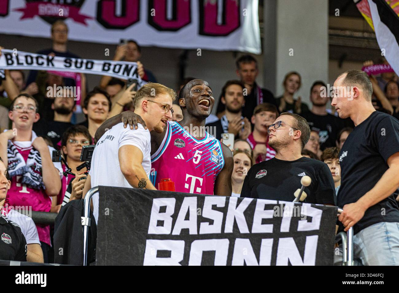 Top scorer and birthday child Tylan Birts (Telekom Baskets Bonn, #05 ...