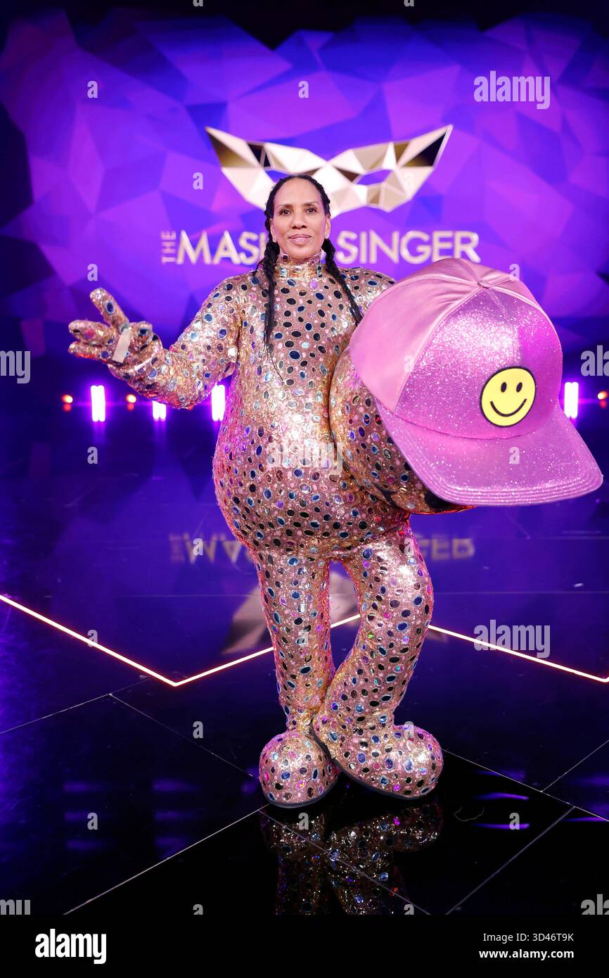 Designerin Barbara Becker als Figur Smiley in der Prosieben-Show The ...