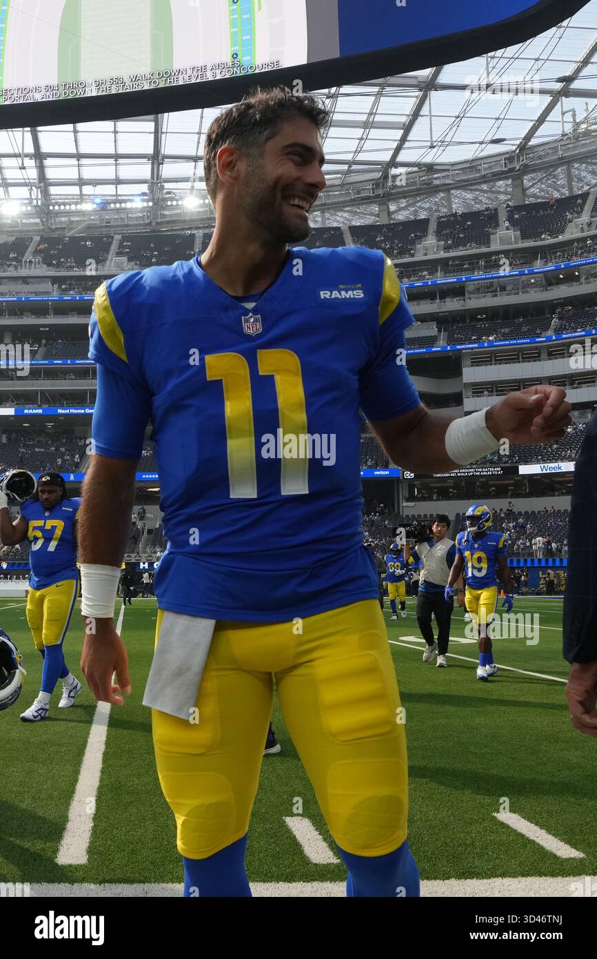 Los Angeles Rams quarterback Jimmy Garoppolo before of an NFL football ...