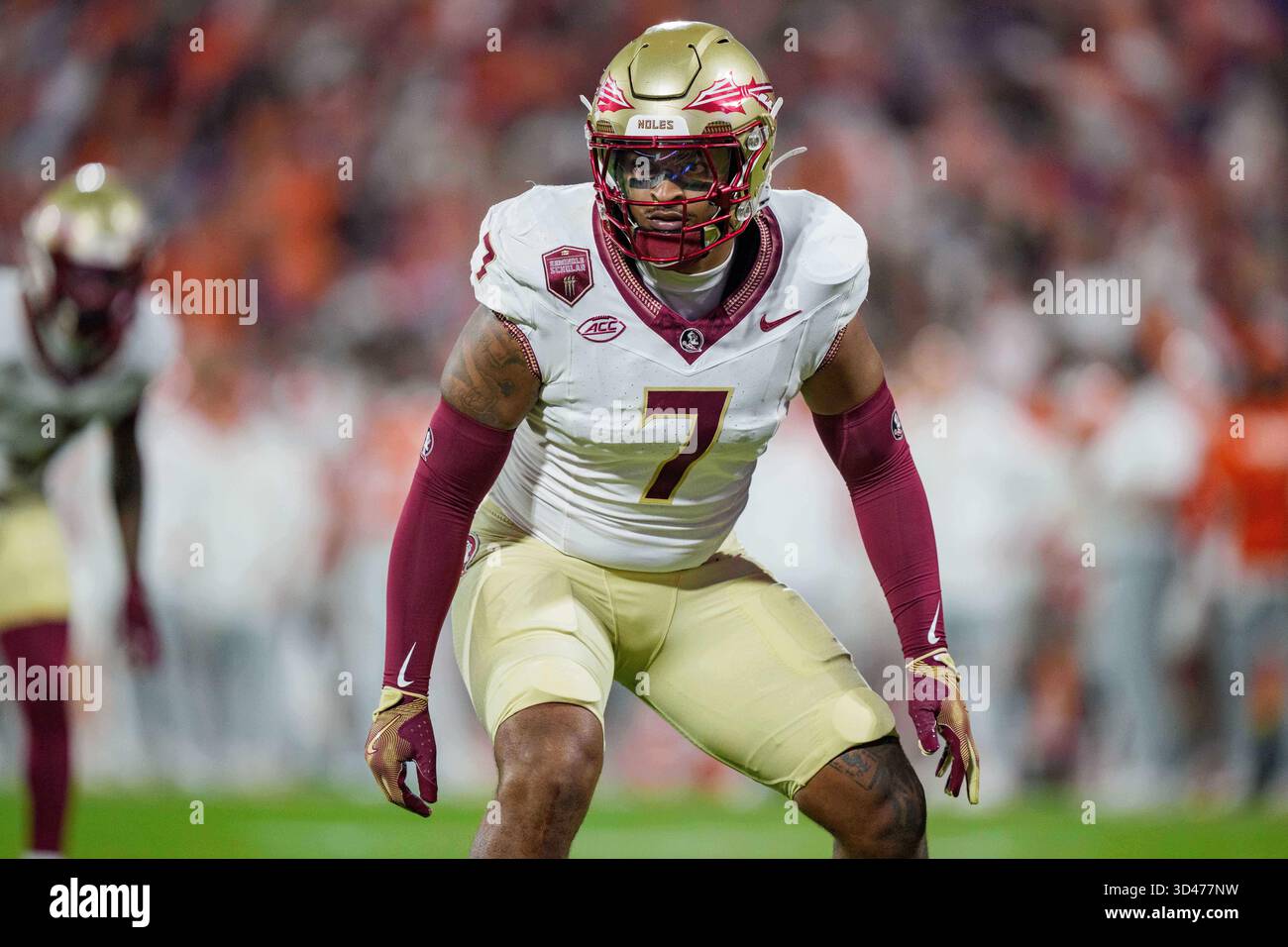 Florida State linebacker Stefon Thompson (7) plays during an NCAA ...