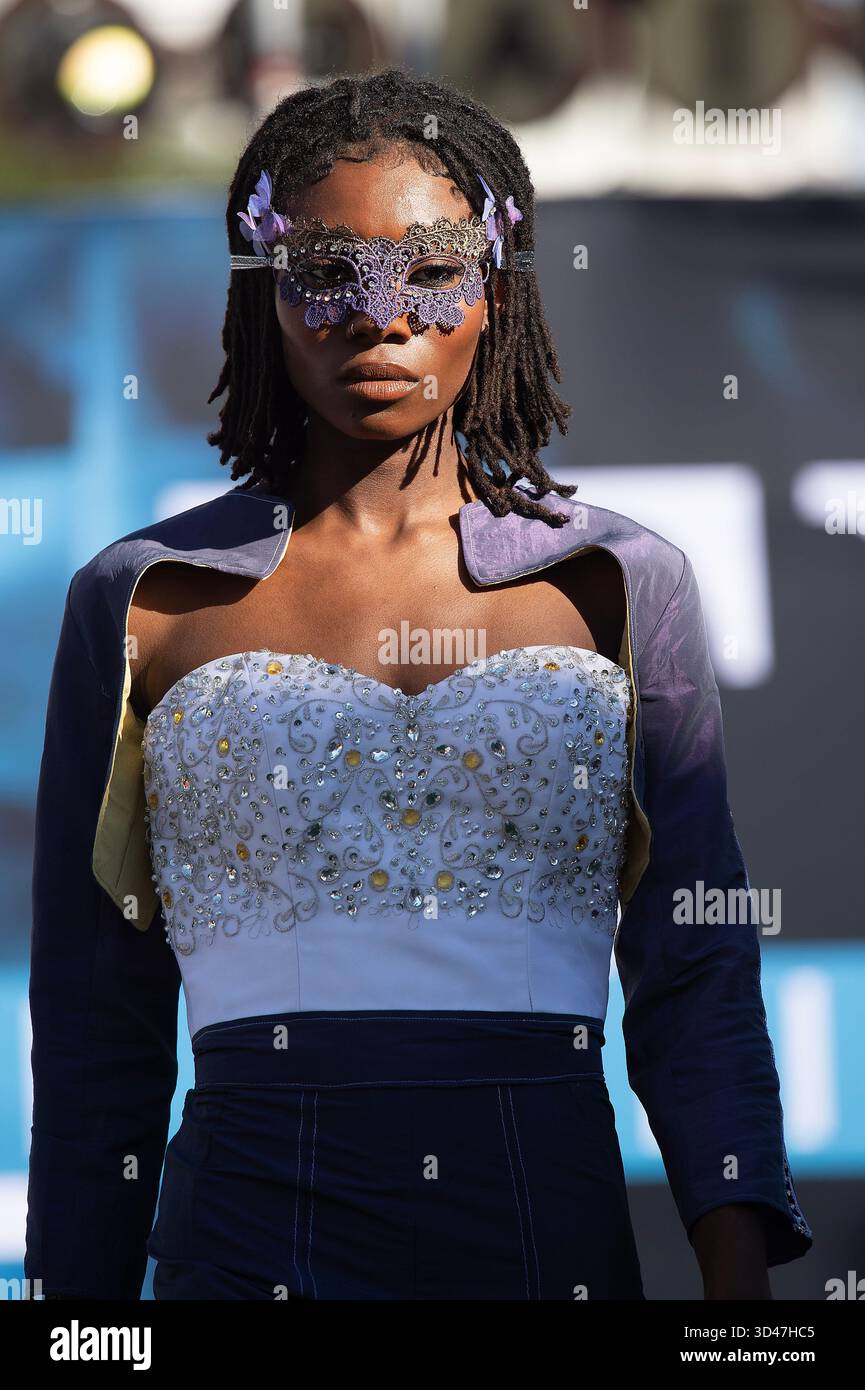 November 8, 2025: Austin Fashion Week models in action during daytime ...