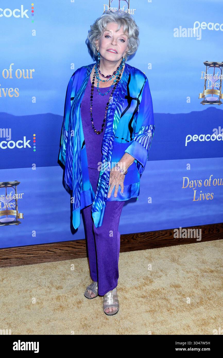 Studio City, USA. 8, November, 2025. Pictured left to right, Susan ...