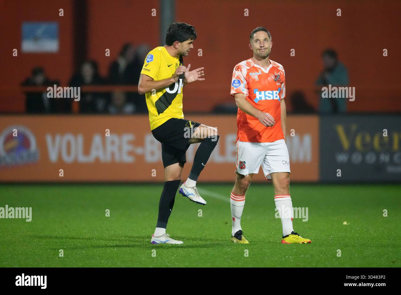 VOLENDAM - Fredrik Oldrup Jensen of NAC Breda and Aaron Meijers of FC ...