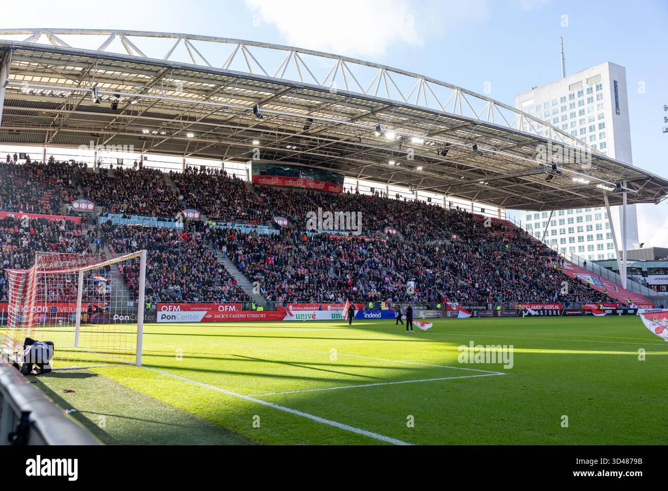 UTRECHT, 09-11-2025 , Stadium Galgenwaard, Dutch Eredivisie Football ...
