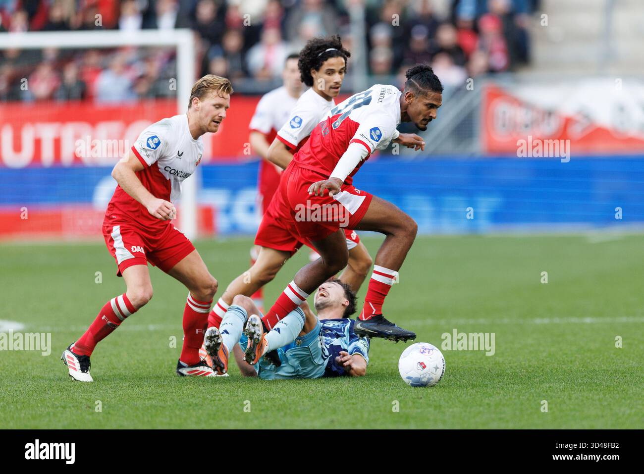 UTRECHT , 09-11-2025 , stadium Galgenwaard , season 2025 / 2026 , Dutch ...