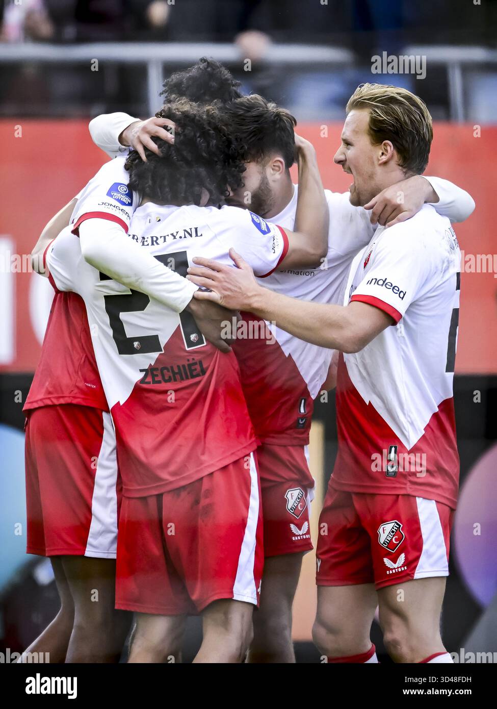 UTRECHT – (l-r) Alonzo Engwanda of FC Utrecht, Sebastien Haller of FC ...