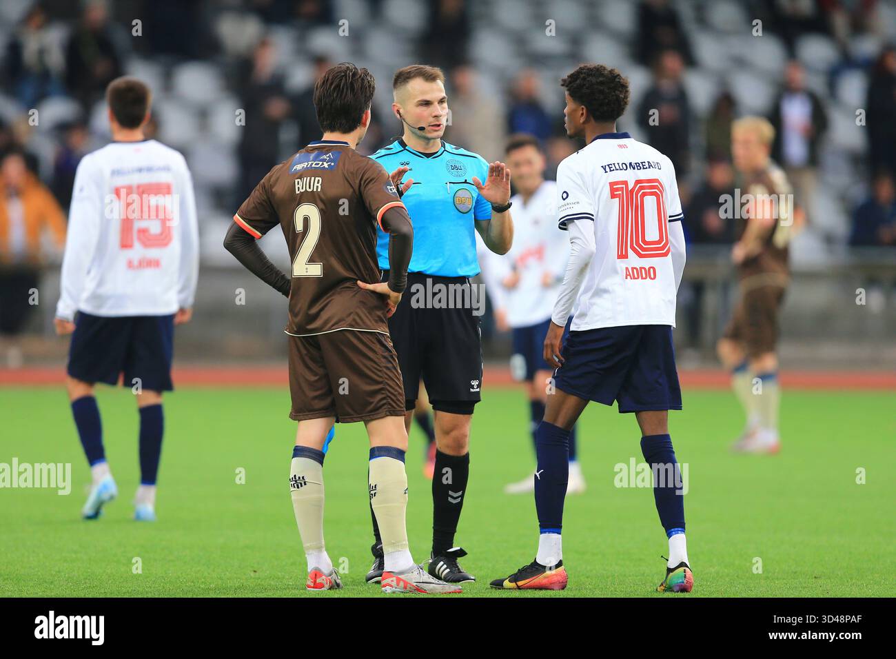 Copenhagen, Denmark. 08th, November 2025. Referee Svend Funder seen ...