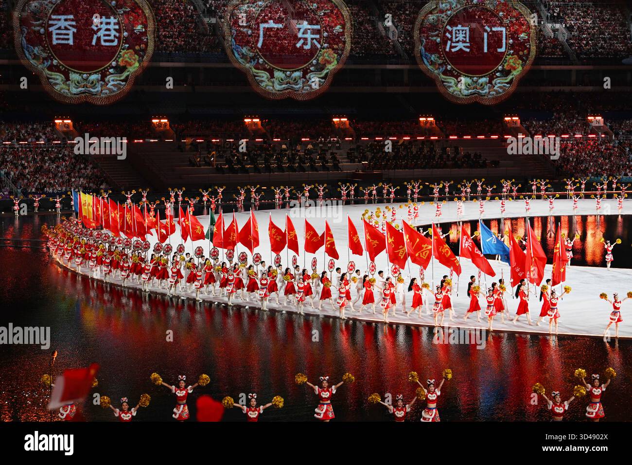 (251109) -- GUANGZHOU, Nov. 9, 2025 (Xinhua) -- Photo taken on Nov. 9 ...