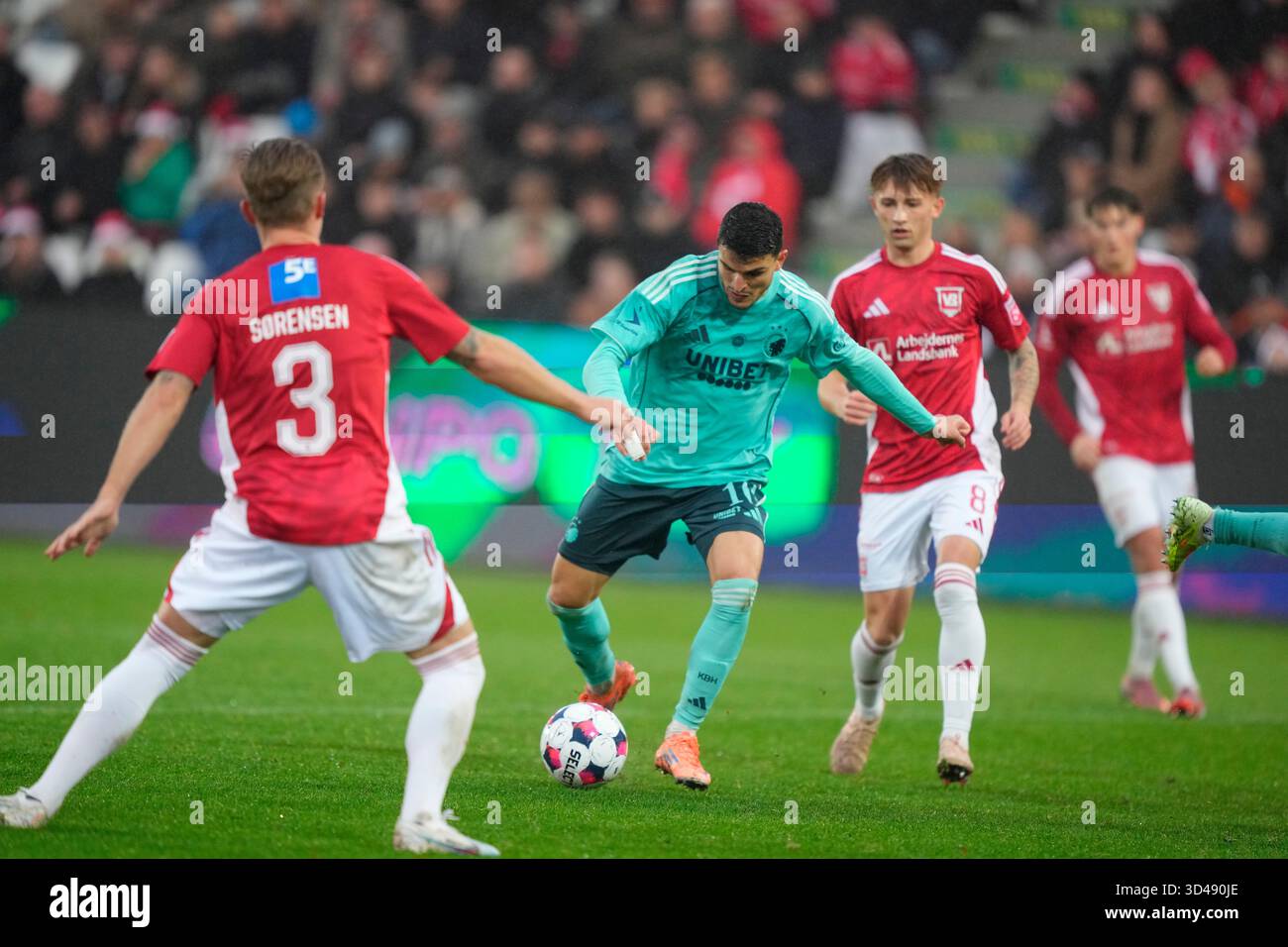 Superligakampen mellem Vejle Boldklub og FC Koebenhavn paa Vejle ...