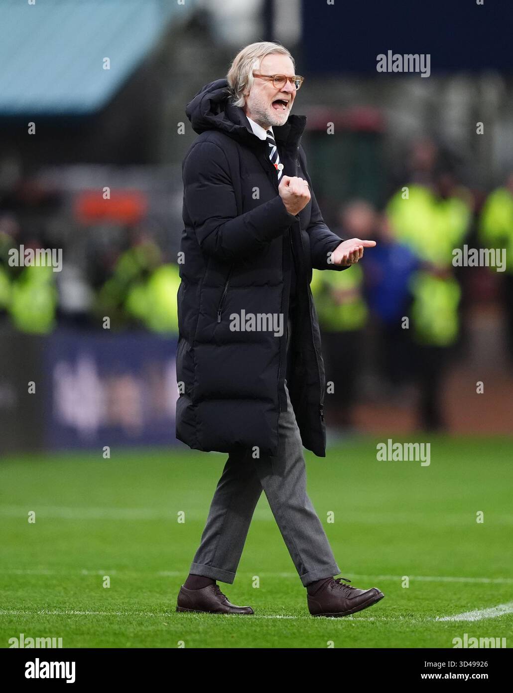 Dundee manager Steven Pressley during the William Hill Premiership ...