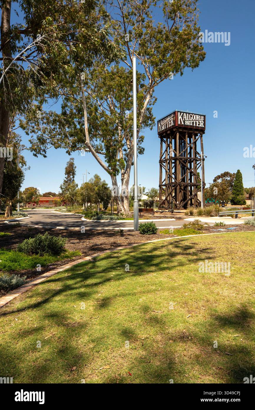 The historic merredin railway water tower hi-res stock photography and ...