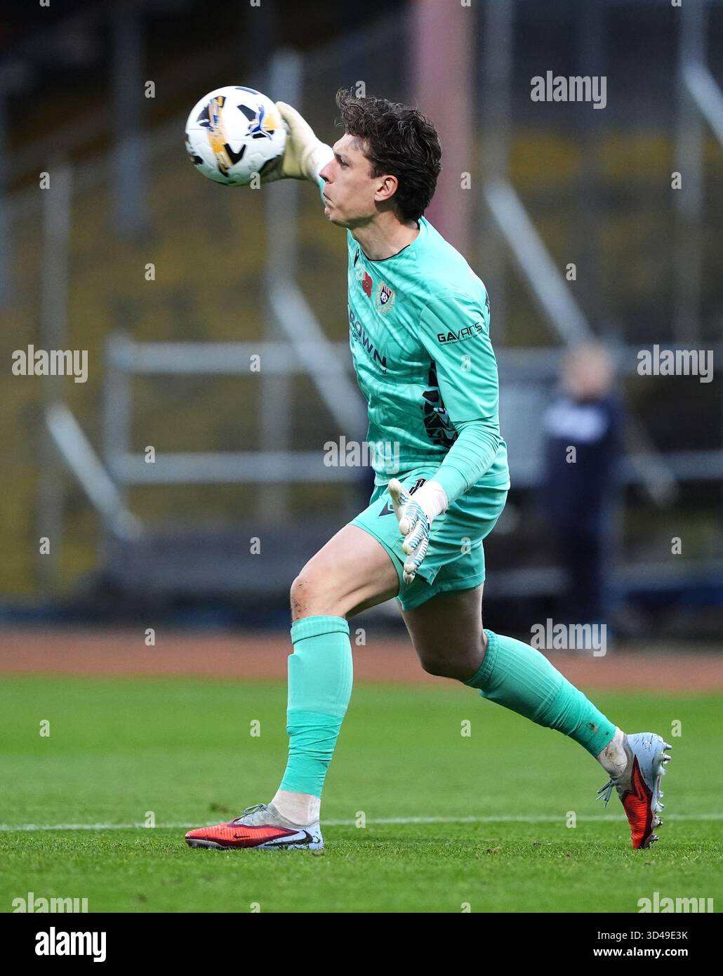 Dundee goalkeeper Jon McCracken during the William Hill Premiership ...