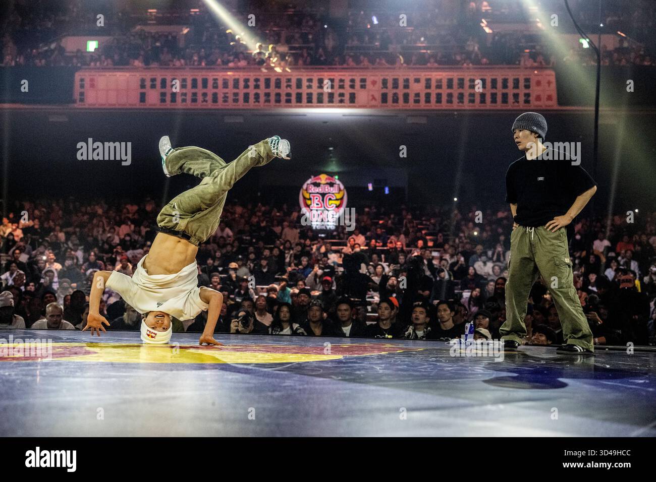 Japanese breakers B-Boy Issin and B-Girl Riko made history at the Red ...