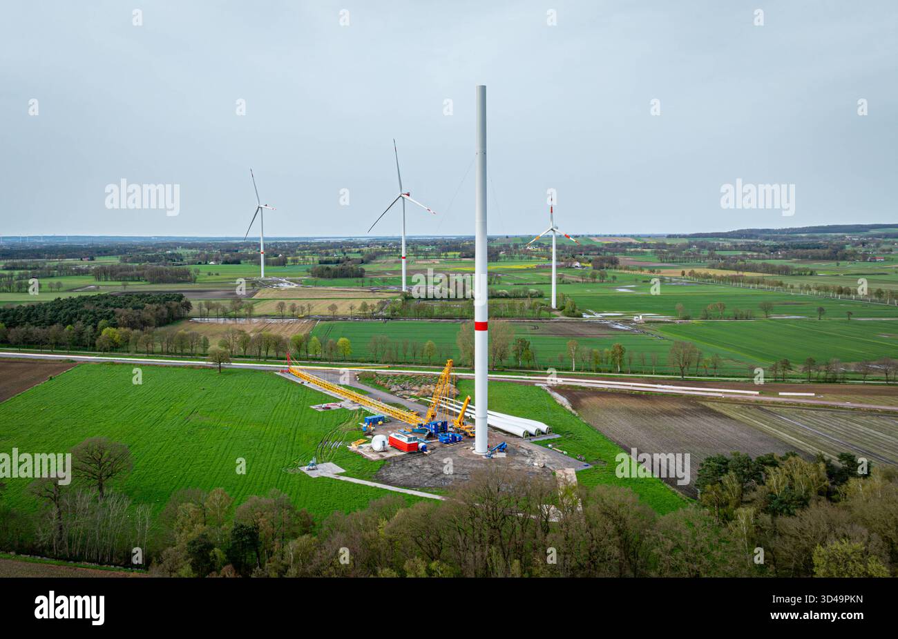 Windkraft - Repowering, Aufstellen und Montage der neuen ...