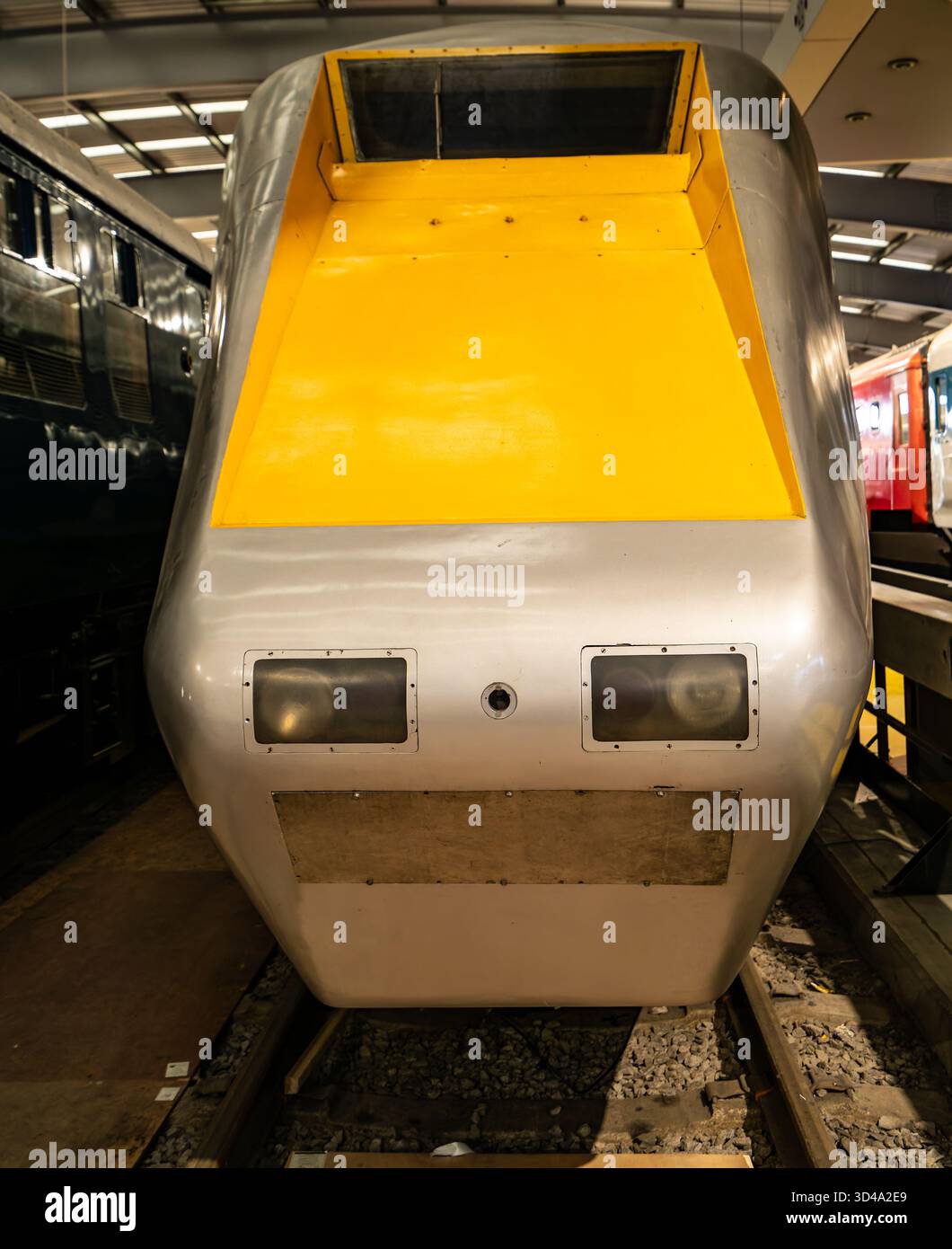 Modern train livery hi-res stock photography and images - Alamy