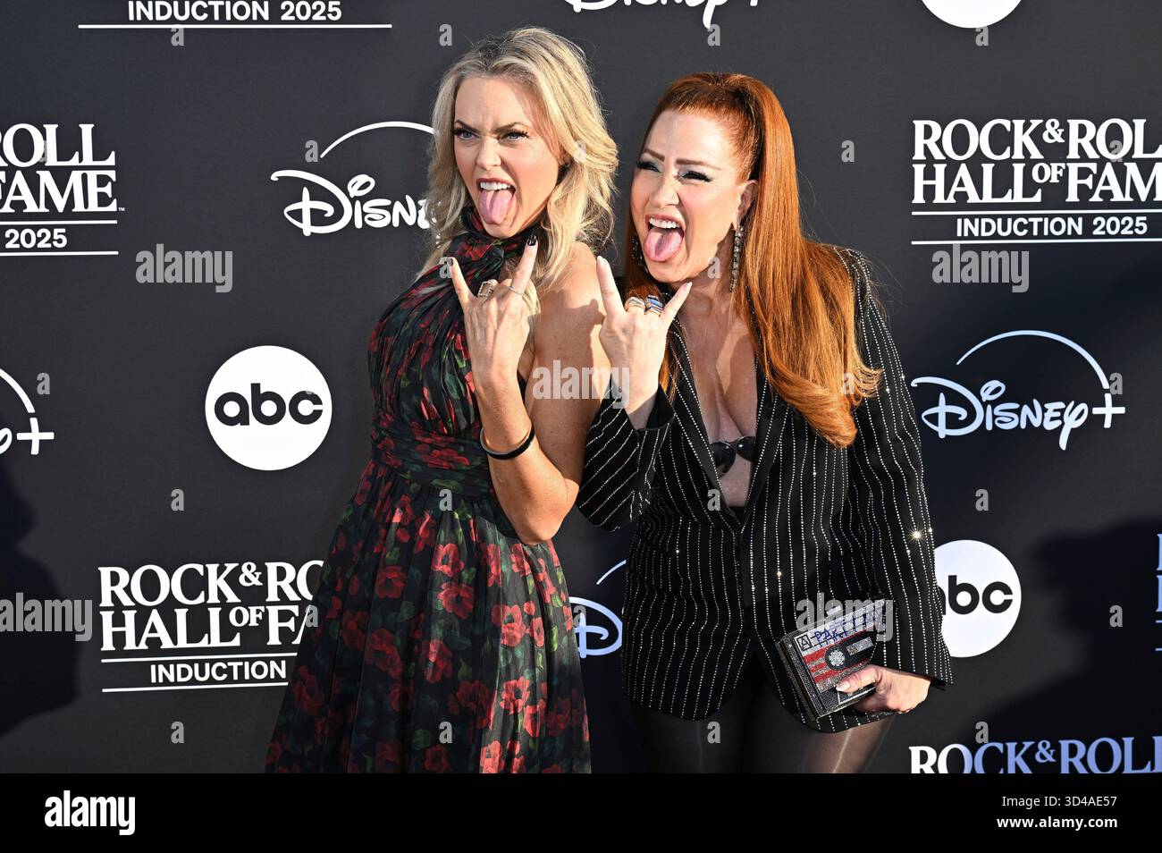Elaine Hendrix and Lisa Ann Walter at the 40th Rock & Roll Hall of Fame ...