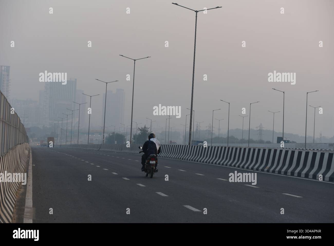 GURUGRAM, INDIA - NOVEMBER 9: A thick layer of smog engulfed on the ...