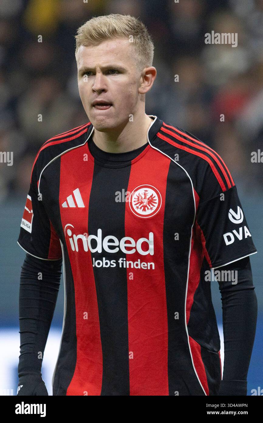 Jonathan Burkardt (Eintracht Frankfurt #9), cutout, portrait / portrait ...