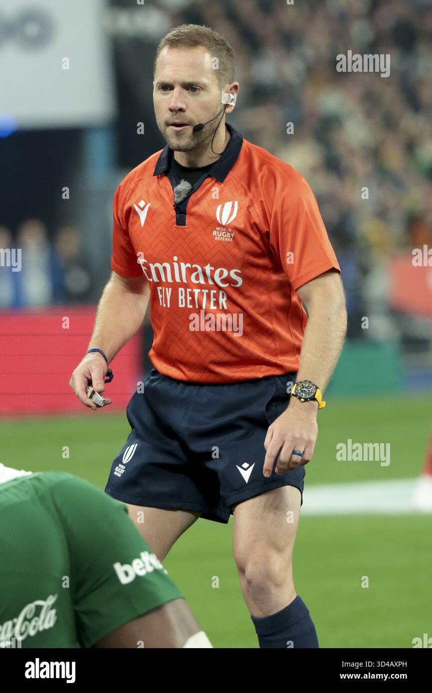 Referee Angus Gardner of Australia during the Autumn Nations Series ...