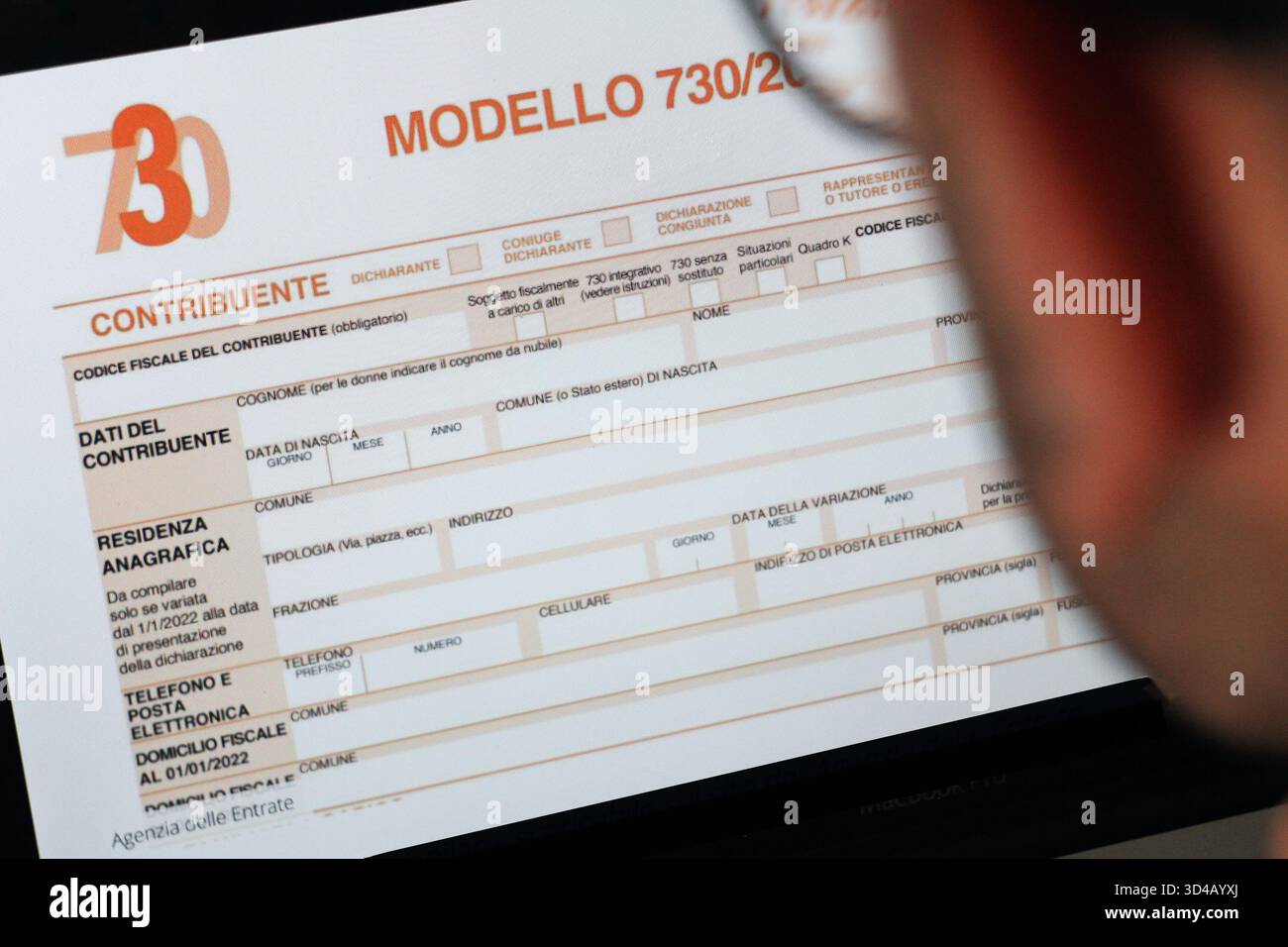 Italian tax form Modello 730 prepared to be filled Stock Photo - Alamy