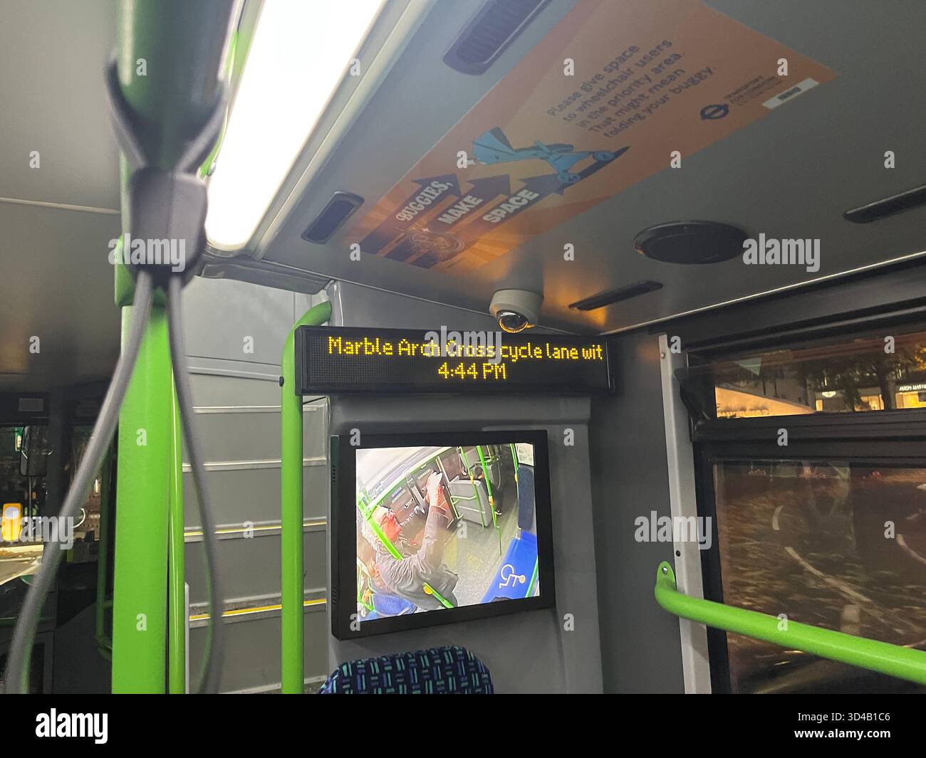 London bus route planner hi-res stock photography and images - Alamy